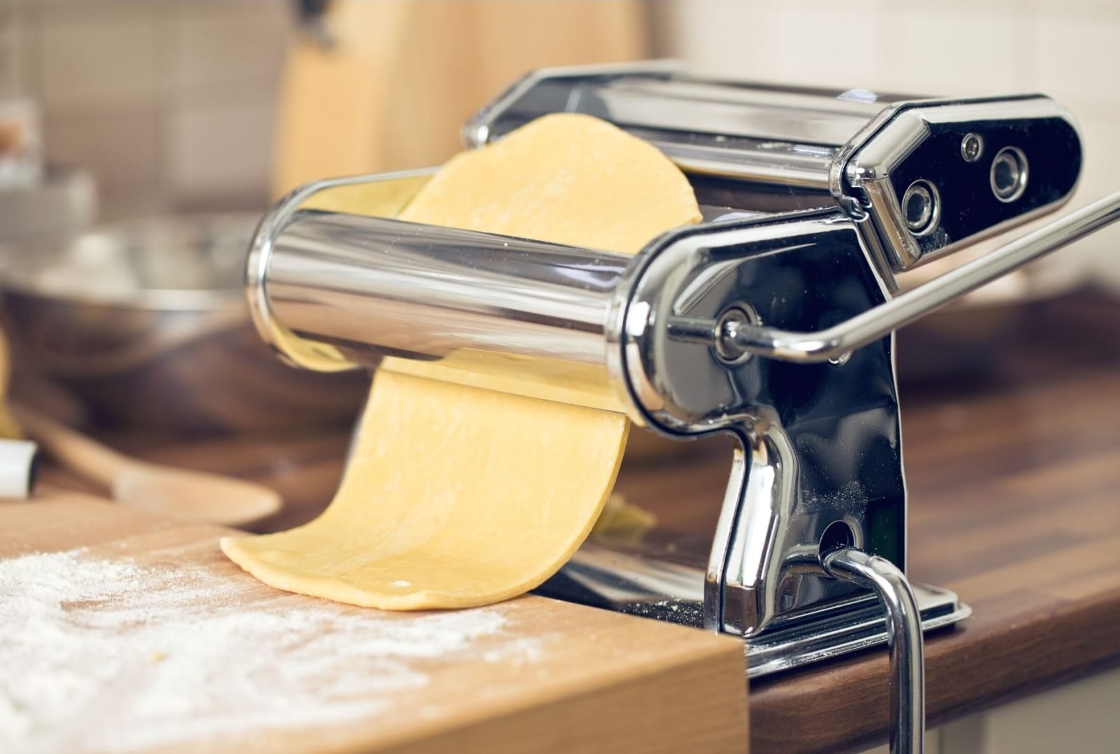 How to make homemade Phyllo using a Pasta Machine Kopiaste.to Greek Hospitality