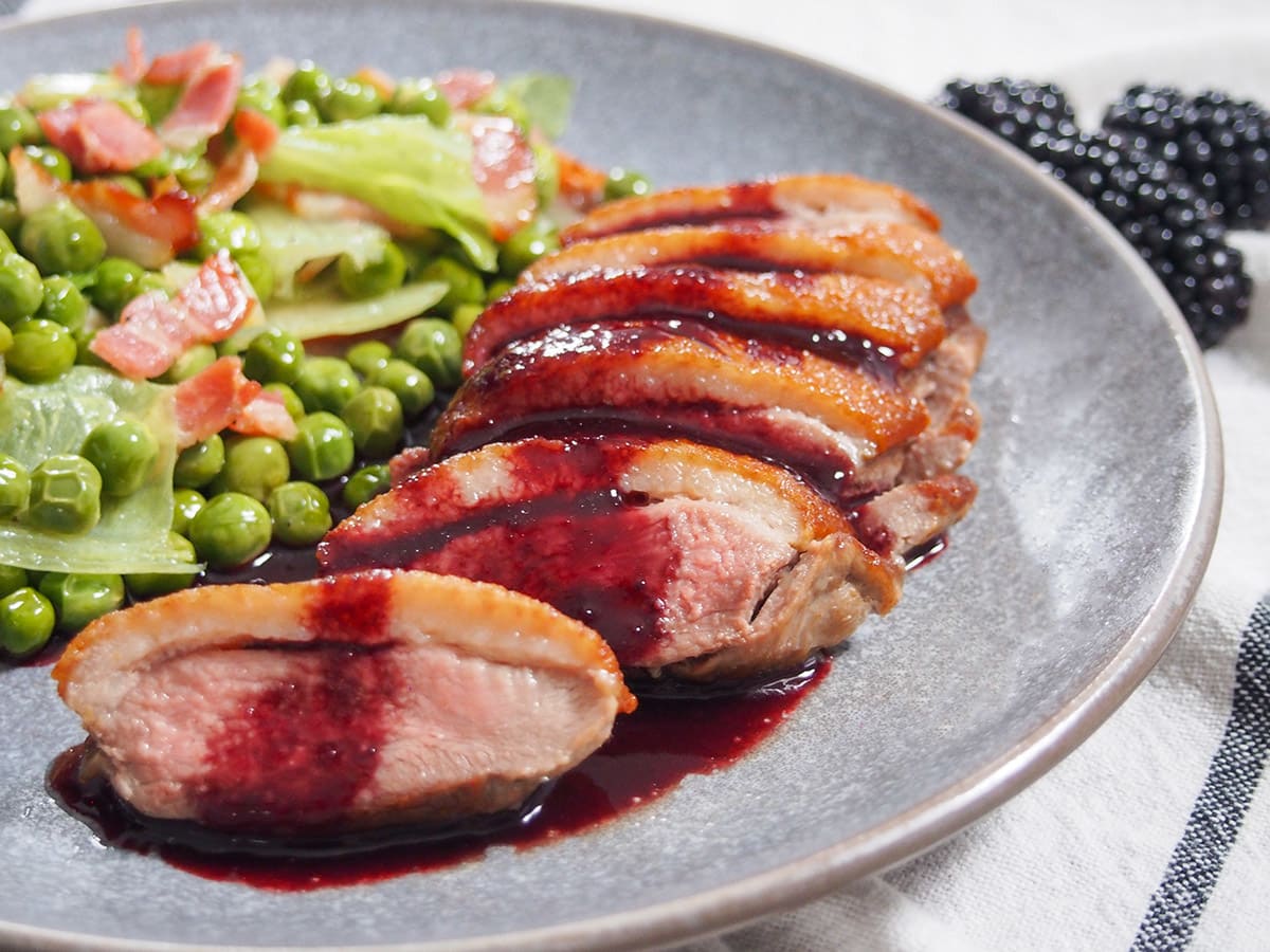 how to cook duck breast on a pan