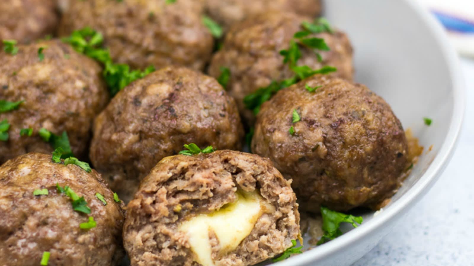 how to cook meatballs stuffed with cheese