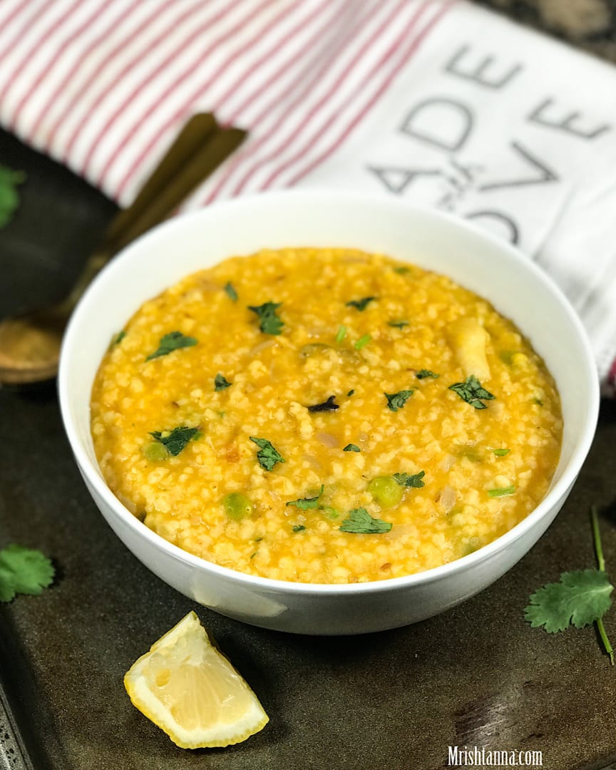 how to cook dalia in pressure cooker