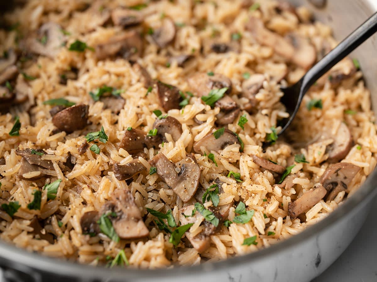 how to cook rice with mushrooms