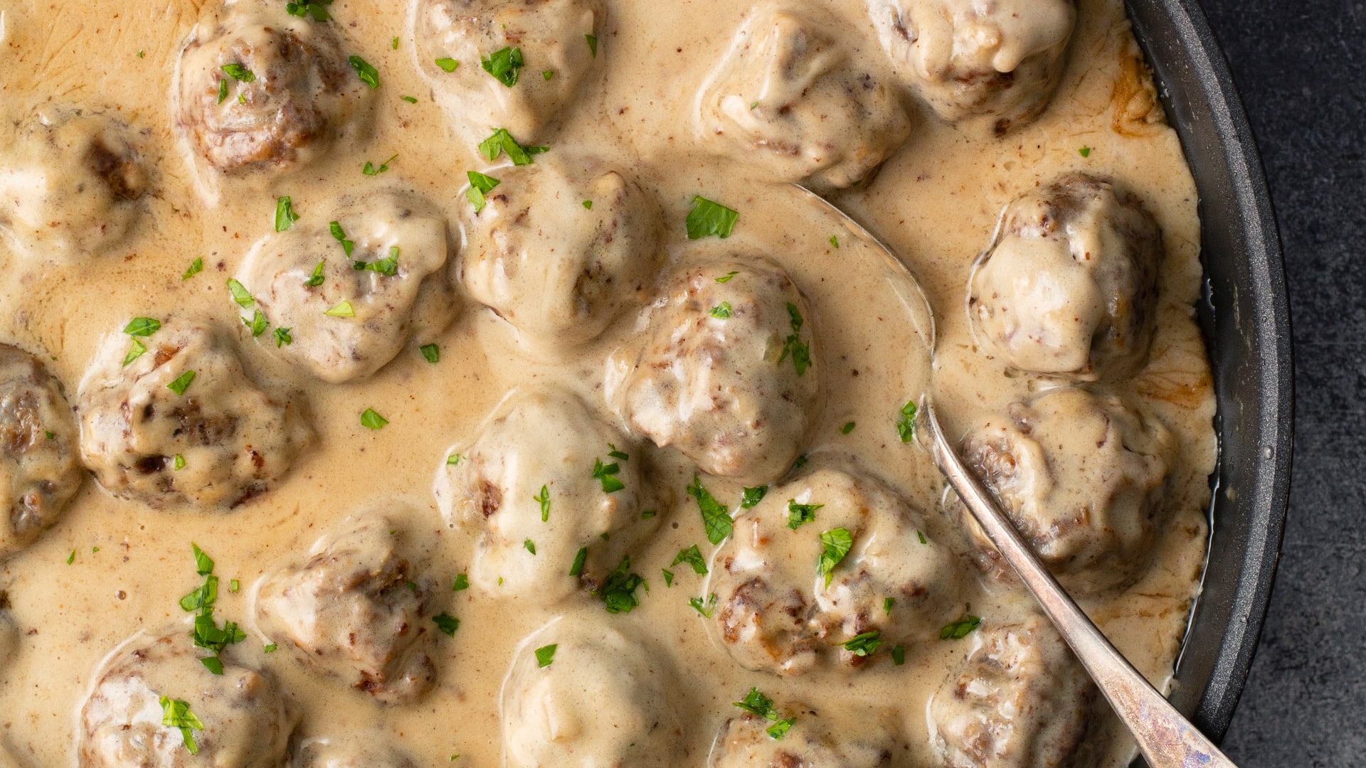 how do you make ikea meatballs with gravy