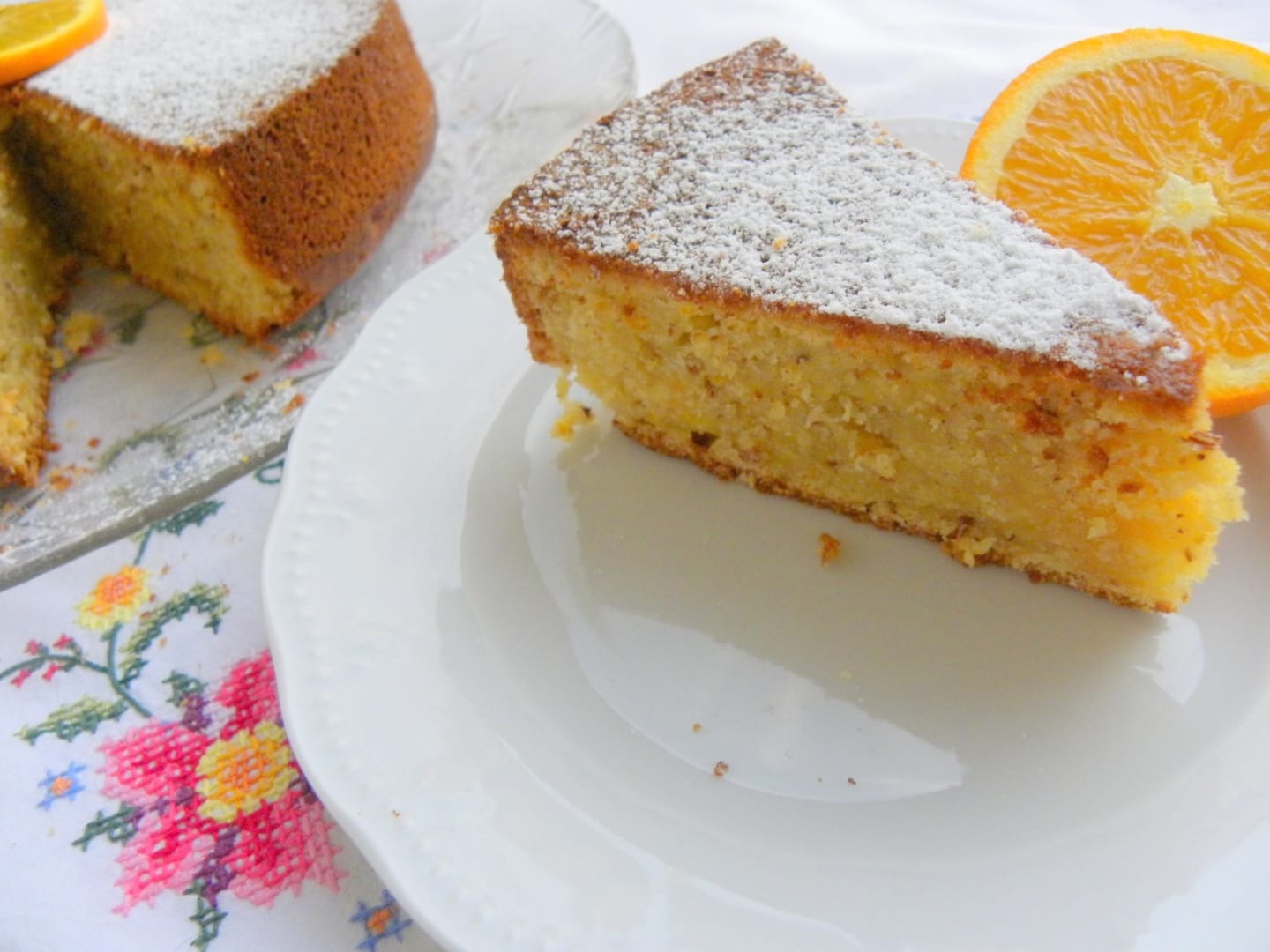 orange cake with pulp