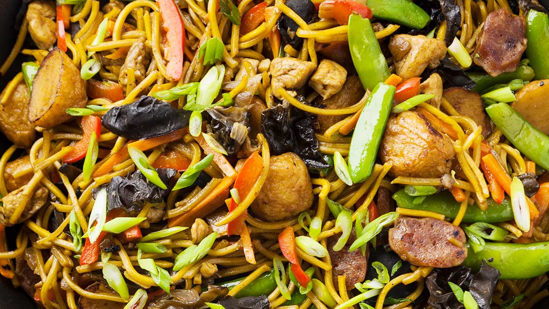 how to cook pancit egg noodles