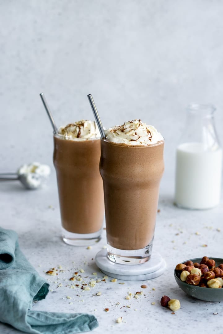 how to make hazelnut shake at home
