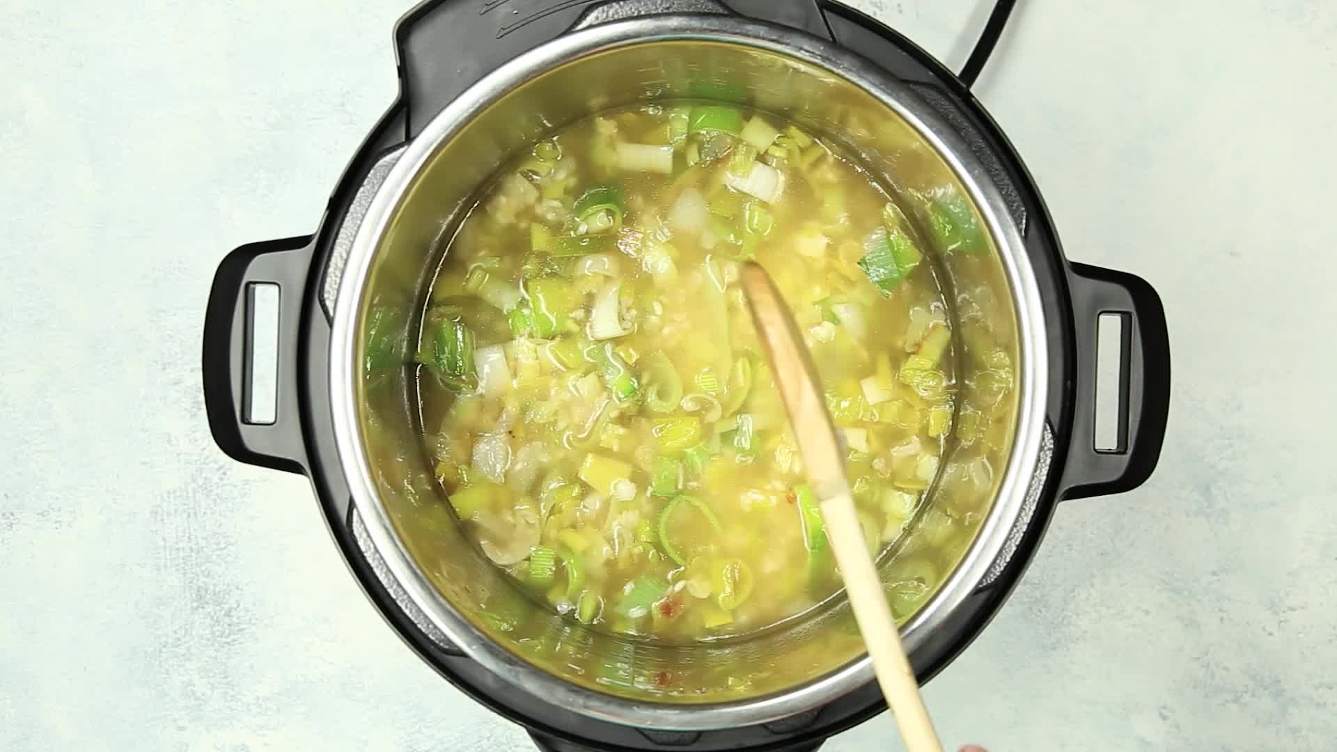 how to cook leek in a pressure cooker